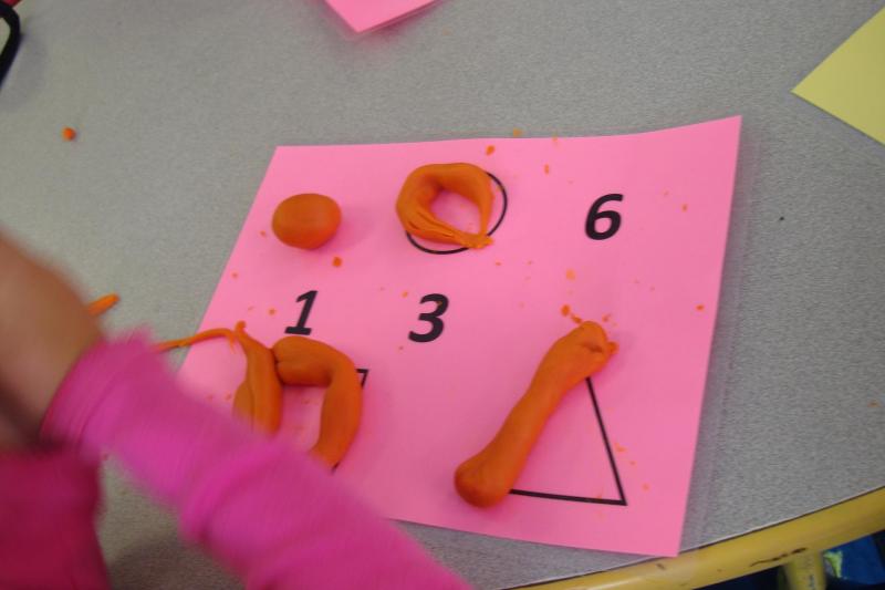 Using math mats in preschool